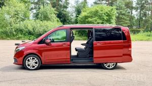 Red Mercedes-Benz Vito V220 2020 in Jurmala, with an engine capacity of 2.00 L and mileage of 0 thousand km for 25900 €, photo 9 on AUTOMOTO.COM.LV