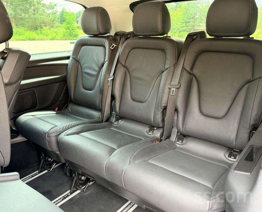 Red Mercedes-Benz Vito V220 2020 in Jurmala, with an engine capacity of 2.00 L and mileage of 0 thousand km for 25900 €, photo 13 on AUTOMOTO.COM.LV
