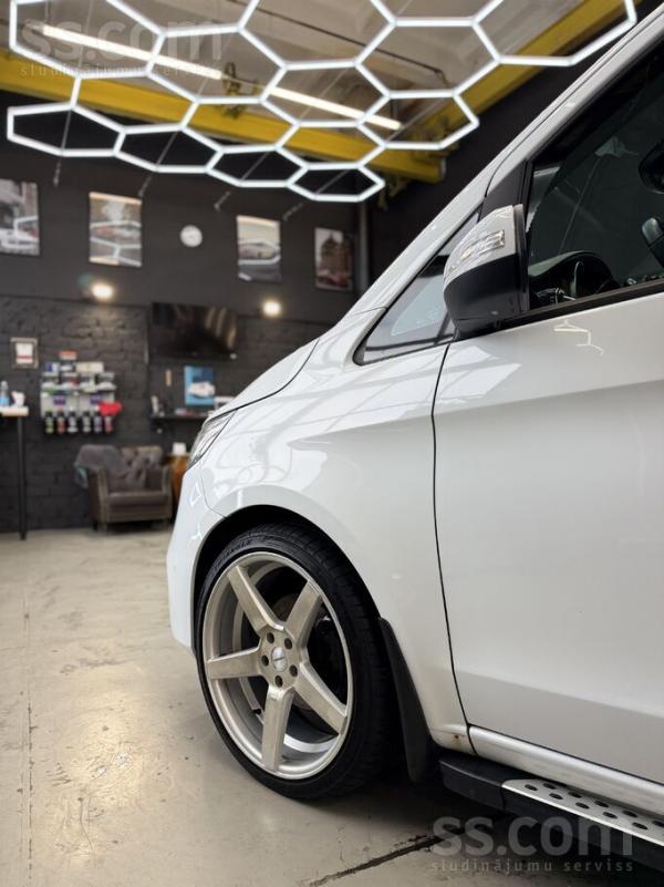 White Mercedes-Benz Vito V220 2014 in Liepaja, with an engine capacity of 2.20 L and mileage of 517 thousand km for 21700 €, photo 9 on AUTOMOTO.COM.LV