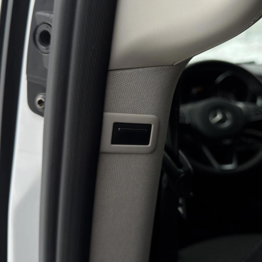 Balts Mercedes-Benz Vito V220 2014 Rīga, ar dzinēja tilpumu 2.20 L un nobraukumu 512 tūkst. km par 18900 €, foto 15 vietnē AUTOMOTO.COM.LV