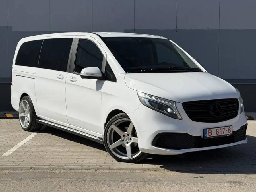 White Mercedes-Benz Vito V220 2014 in Riga, with an engine capacity of 2.20 L and mileage of 512 thousand km for 18900 €, photo 4 on AUTOMOTO.COM.LV