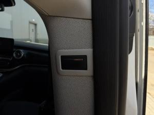 White Mercedes-Benz Vito V220 2014 in Riga, with an engine capacity of 2.20 L and mileage of 512 thousand km for 18900 €, photo 21 on AUTOMOTO.COM.LV