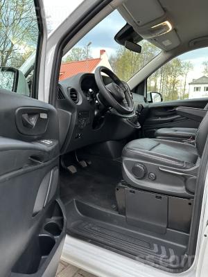 White Mercedes-Benz Vito V220 2021 in Jelgava, with an engine capacity of 1.80 L and mileage of 51 thousand km for 41700 €, photo 3 on AUTOMOTO.COM.LV