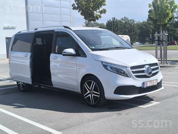 White Mercedes-Benz Vito V220 2022 in Riga, with an engine capacity of 2.00 L and mileage of 103 thousand km for 44900 €, photo 4 on AUTOMOTO.COM.LV