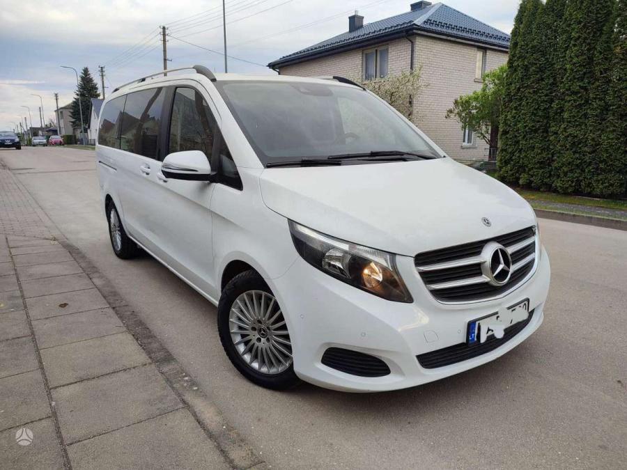 White Mercedes-Benz Vito V220 2018 in Alytus, with an engine capacity of 2.14 L and mileage of 324 thousand km for 24950 €, photo 1 on AUTOMOTO.COM.LV