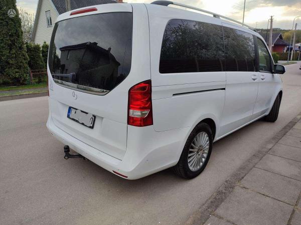 White Mercedes-Benz Vito V220 2018 in Alytus, with an engine capacity of 2.14 L and mileage of 324 thousand km for 24950 €, photo 3 on AUTOMOTO.COM.LV