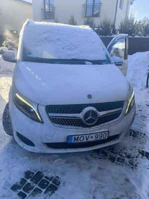 White Mercedes-Benz Vito V220 2019 in Vilnius, with an engine capacity of 2.14 L and mileage of 231 thousand km for 36300 €, photo 2 on AUTOMOTO.COM.LV