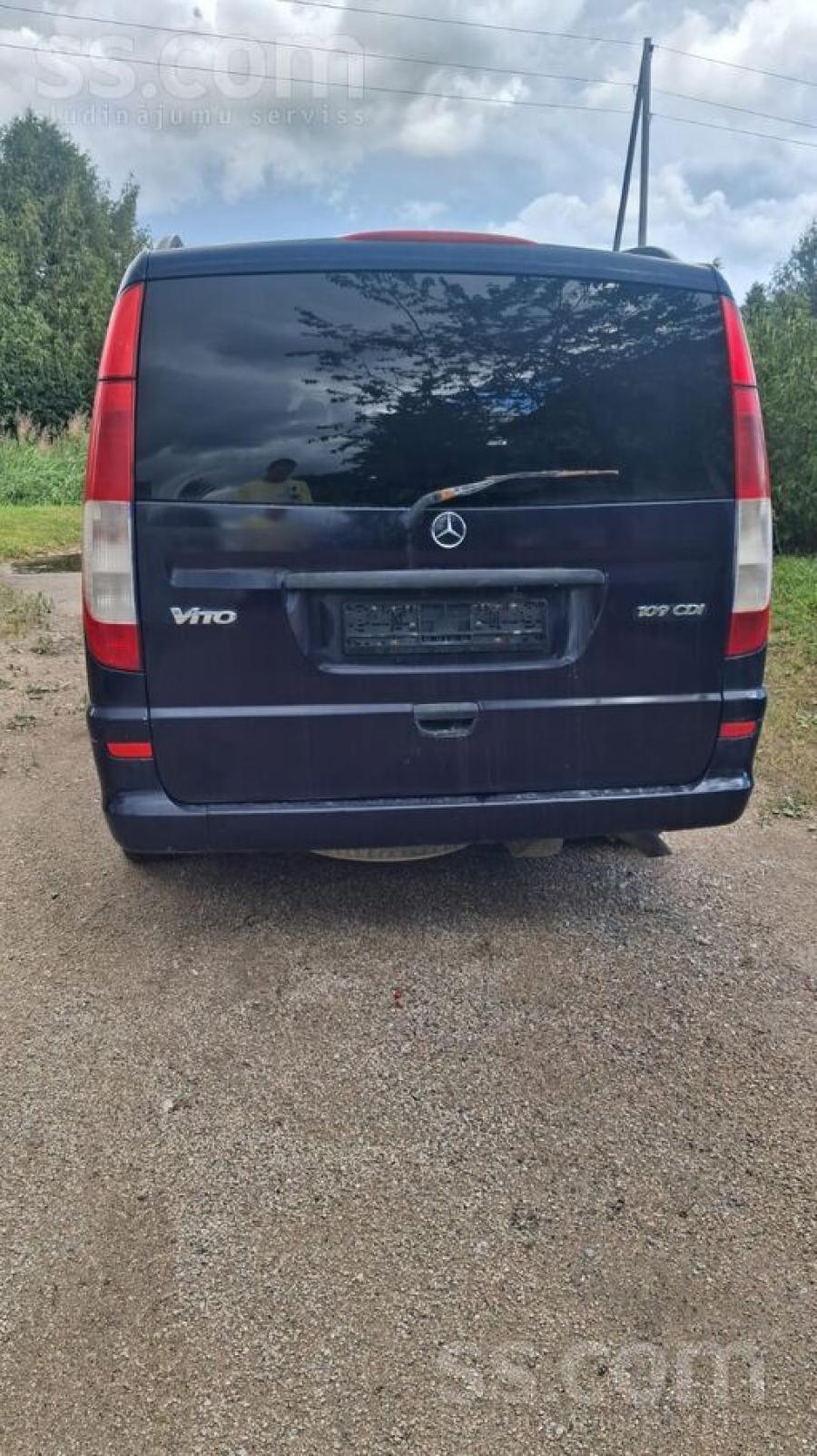 Violet Mercedes-Benz Vito 2009 in Jelgava, with an engine capacity of 2.10 L and mileage of 369 thousand km for 1200 €, photo 5 on AUTOMOTO.COM.LV