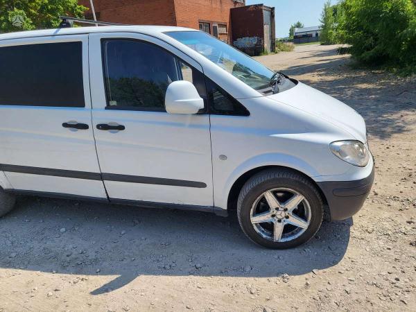 White Mercedes-Benz Vito 2004 in Alytus, with an engine capacity of 0.00 L and mileage of 240 thousand km for 3850 €, photo 4 on AUTOMOTO.COM.LV