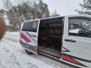Balts Mercedes-Benz Vito 2005 Viļņa, ar dzinēja tilpumu 0.00 L un nobraukumu 320 tūkst. km par 1700 €, foto 13 vietnē AUTOMOTO.COM.LV