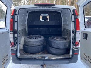 White Mercedes-Benz Vito 2005 in Jonava, with an engine capacity of 2.14 L and mileage of 469 thousand km for 2450 €, photo 7 on AUTOMOTO.COM.LV