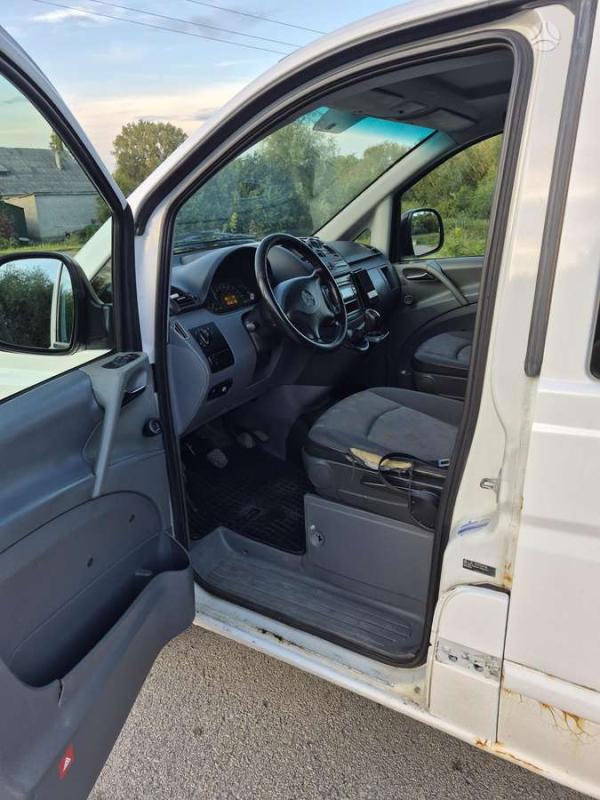 Mercedes-Benz Vito 2005 Kalvarija vietnē Balts Mercedes-Benz Vito 2005 Kalvarija, ar dzinēja tilpumu 2.20 L un nobraukumu 307 tūkst. km par 2150 €, foto 8 vietnē AUTOMOTO.COM.LV