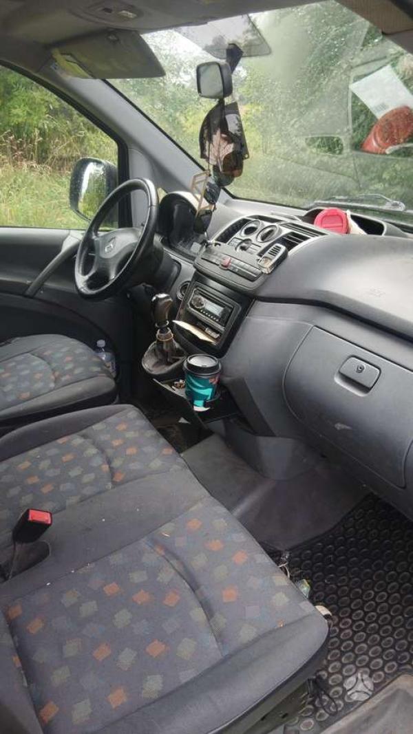 Mercedes-Benz Vito 2005 Kauņa vietnē Balts Mercedes-Benz Vito 2005 Kauņa, ar dzinēja tilpumu 2.20 L un nobraukumu 420 tūkst. km par 1850 €, foto 6 vietnē AUTOMOTO.COM.LV