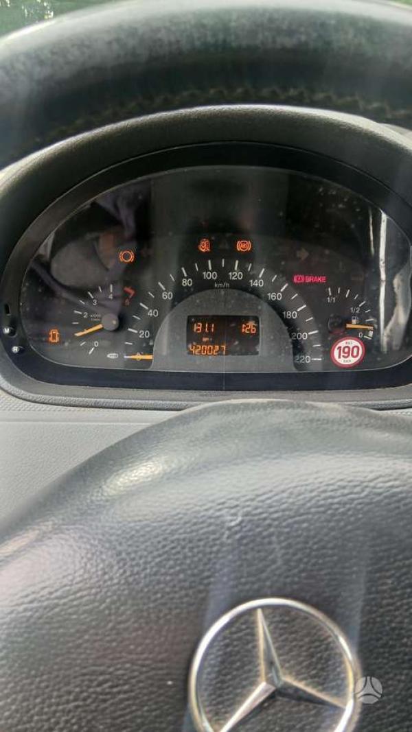 Mercedes-Benz Vito 2005 Kauņa vietnē Balts Mercedes-Benz Vito 2005 Kauņa, ar dzinēja tilpumu 2.20 L un nobraukumu 420 tūkst. km par 1850 €, foto 7 vietnē AUTOMOTO.COM.LV