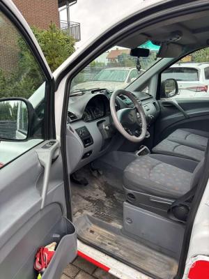 Balts Mercedes-Benz Vito 2008 Klaipėda, ar dzinēja tilpumu 2.20 L un nobraukumu 347 tūkst. km par 3999 €, foto 14 vietnē AUTOMOTO.COM.LV
