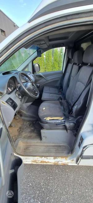Balts Mercedes-Benz Vito 2008 Viļņa, ar dzinēja tilpumu 2.15 L un nobraukumu 467 tūkst. km par 2000 €, foto 13 vietnē AUTOMOTO.COM.LV