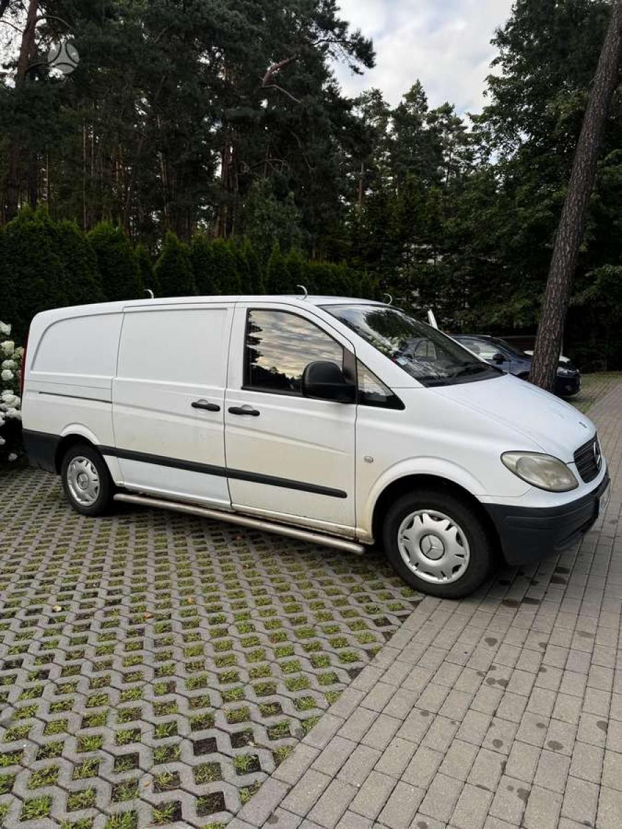 White Mercedes-Benz Vito 2008 in Vilnius, with an engine capacity of 2.15 L and mileage of 205 thousand km for 3200 €, photo 3 on AUTOMOTO.COM.LV
