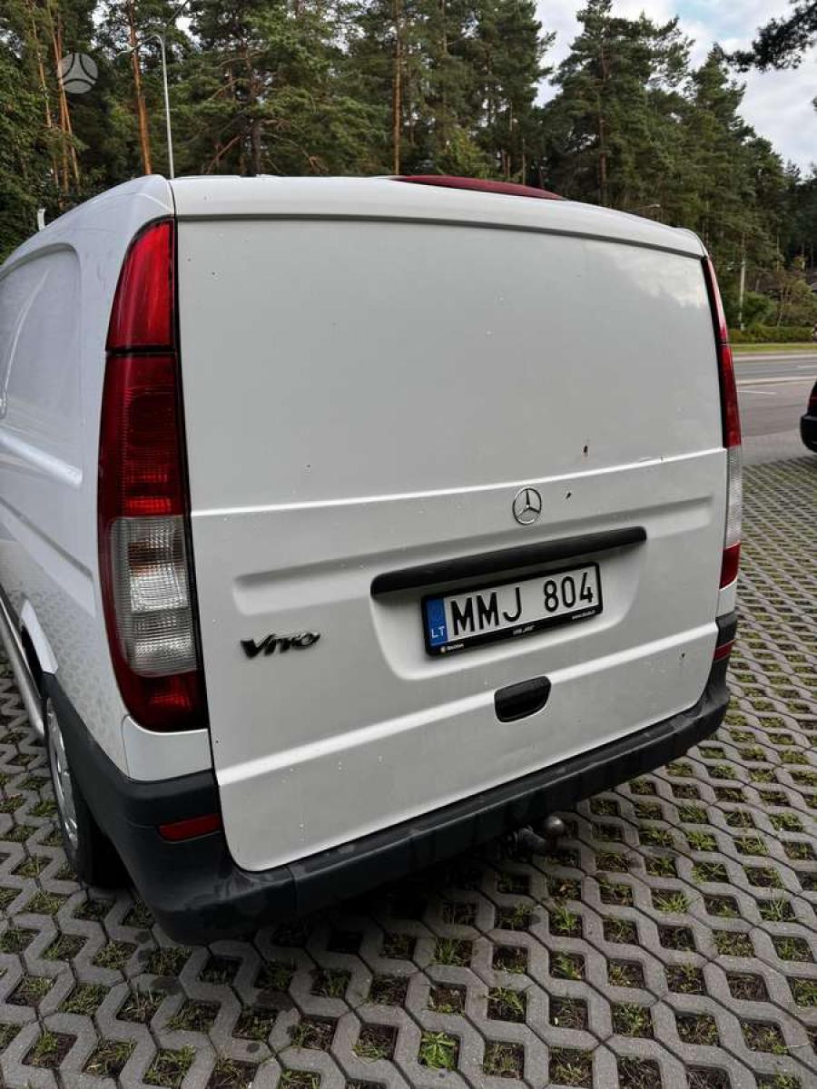 White Mercedes-Benz Vito 2008 in Vilnius, with an engine capacity of 2.15 L and mileage of 205 thousand km for 3200 €, photo 5 on AUTOMOTO.COM.LV