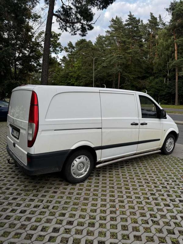 White Mercedes-Benz Vito 2008 in Vilnius, with an engine capacity of 2.15 L and mileage of 205 thousand km for 3200 €, photo 5 on AUTOMOTO.COM.LV