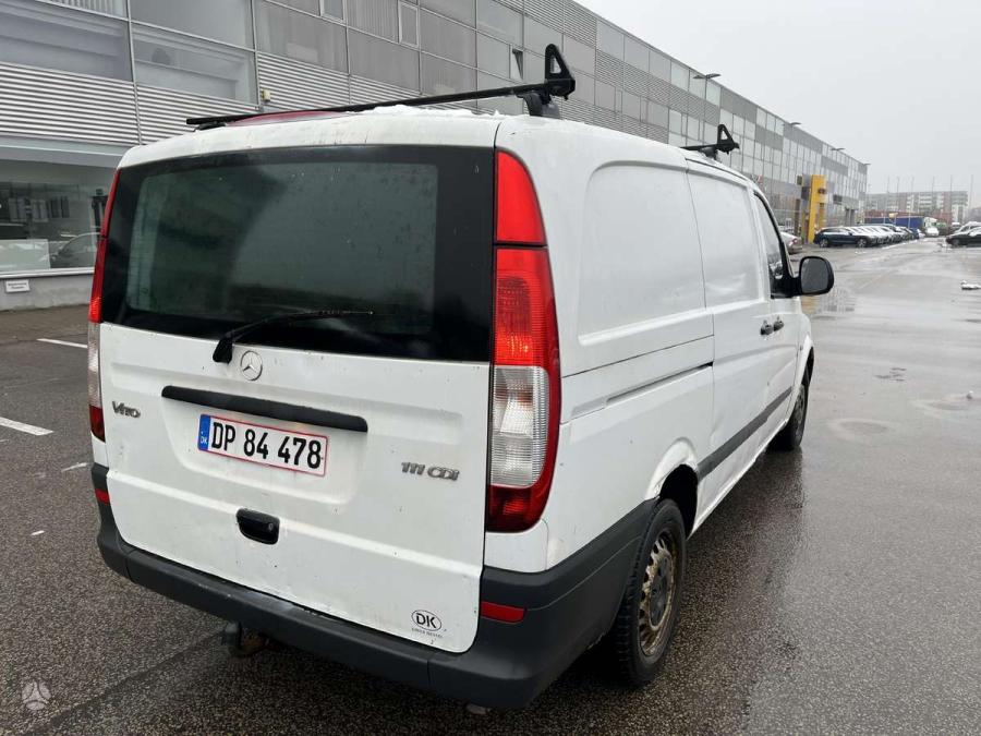 White Mercedes-Benz Vito 2009 in Vilnius, with an engine capacity of 2.20 L and mileage of 271 thousand km for 2900 €, photo 4 on AUTOMOTO.COM.LV
