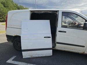 Balts Mercedes-Benz Vito 2009 Viļņa, ar dzinēja tilpumu 2.15 L un nobraukumu 206 tūkst. km par 2660 €, foto 8 vietnē AUTOMOTO.COM.LV