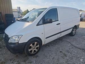White Mercedes-Benz Vito 2011 in Kaunas, with an engine capacity of 2.14 L and mileage of 297 thousand km for 2850 €, photo 3 on AUTOMOTO.COM.LV