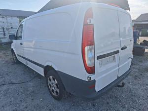 White Mercedes-Benz Vito 2011 in Kaunas, with an engine capacity of 2.14 L and mileage of 297 thousand km for 2850 €, photo 6 on AUTOMOTO.COM.LV