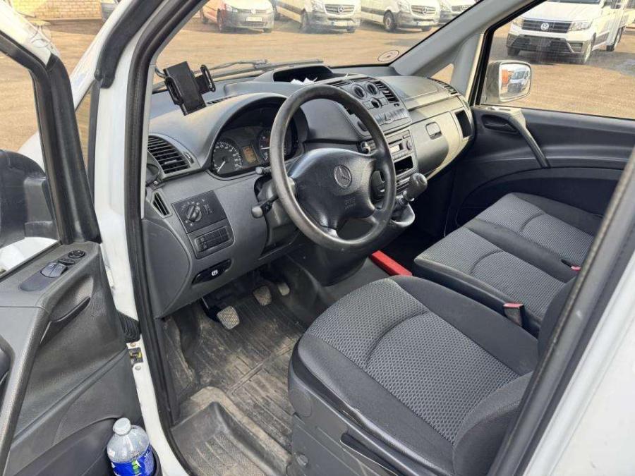 White Mercedes-Benz Vito 2012 in Radviliskis, with an engine capacity of 2.14 L and mileage of 257 thousand km for 5142 €, photo 10 on AUTOMOTO.COM.LV