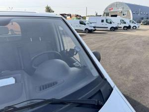 White Mercedes-Benz Vito 2012 in Radviliskis, with an engine capacity of 2.14 L and mileage of 257 thousand km for 5142 €, photo 14 on AUTOMOTO.COM.LV