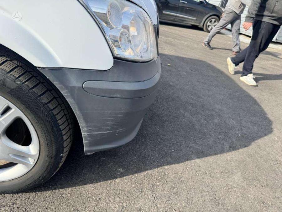 White Mercedes-Benz Vito 2012 in Radviliskis, with an engine capacity of 2.14 L and mileage of 257 thousand km for 5142 €, photo 16 on AUTOMOTO.COM.LV