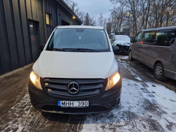 Balts Mercedes-Benz Vito 2015 Kauņa, ar dzinēja tilpumu 2.14 L un nobraukumu 489 tūkst. km par 9700 €, foto 2 vietnē AUTOMOTO.COM.LV