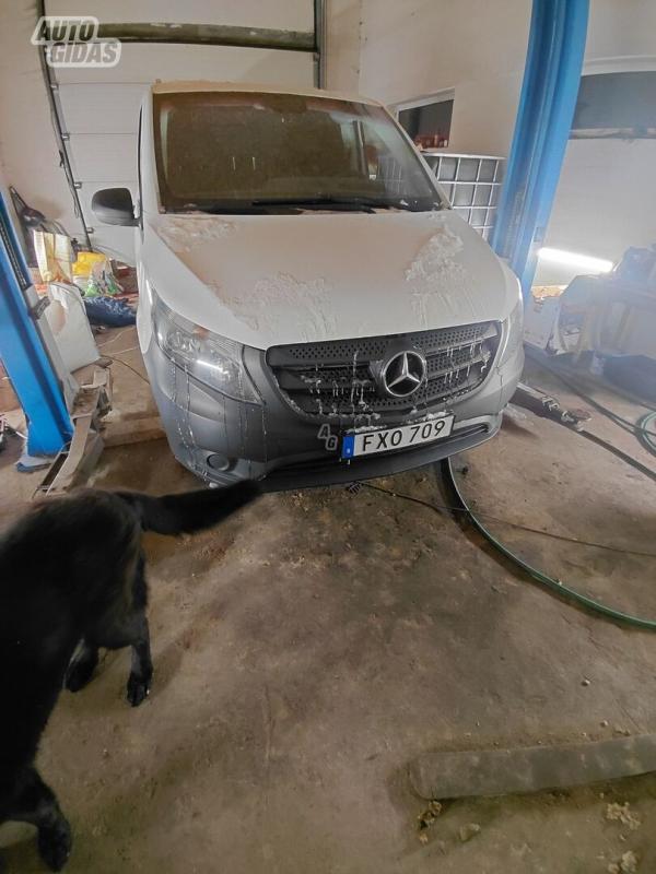 White Mercedes-Benz Vito 2015 in Alytus, with an engine capacity of 1.60 L and mileage of 250 thousand km for 7800 €, photo 6 on AUTOMOTO.COM.LV