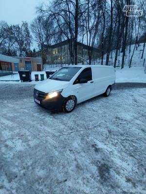 Balts Mercedes-Benz Vito 2015 Alīta, ar dzinēja tilpumu 1.60 L un nobraukumu 2 tūkst. km par 6700 €, foto  vietnē AUTOMOTO.COM.LV