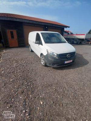 White Mercedes-Benz Vito 2015 in Alytus, with an engine capacity of 1.60 L and mileage of 255 thousand km for 7300 €, photo 4 on AUTOMOTO.COM.LV