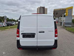 White Mercedes-Benz Vito 2015 in Panevezys, with an engine capacity of 1.60 L and mileage of 255 thousand km for 5600 €, photo 5 on AUTOMOTO.COM.LV