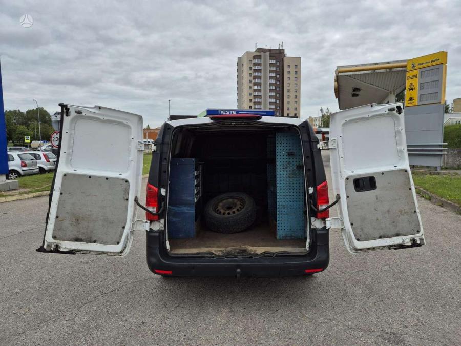 White Mercedes-Benz Vito 2015 in Panevezys, with an engine capacity of 1.60 L and mileage of 255 thousand km for 5600 €, photo 24 on AUTOMOTO.COM.LV
