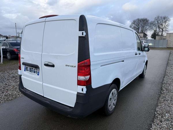 White Mercedes-Benz Vito 2016 in Taurage, with an engine capacity of 2.14 L and mileage of 239 thousand km for 7400 €, photo 3 on AUTOMOTO.COM.LV