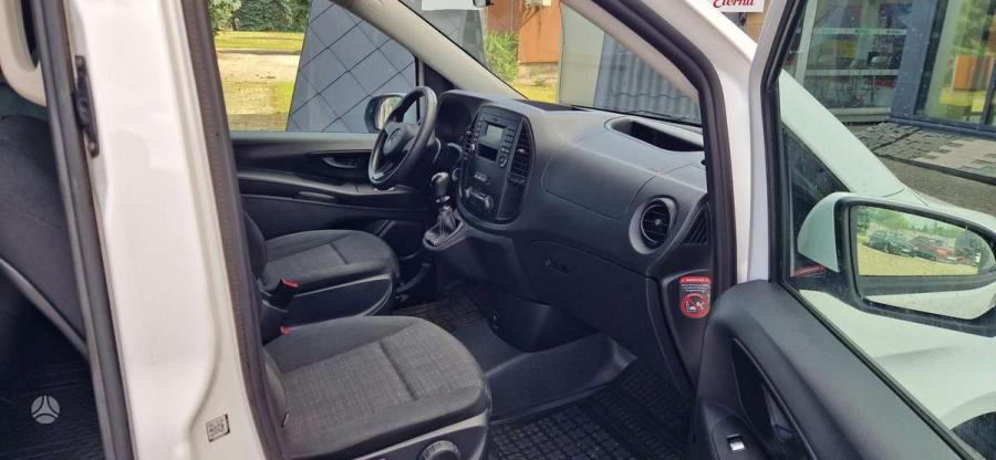 White Mercedes-Benz Vito 2017 in Marijampole, with an engine capacity of 2.14 L and mileage of 279 thousand km for 14600 €, photo 8 on AUTOMOTO.COM.LV