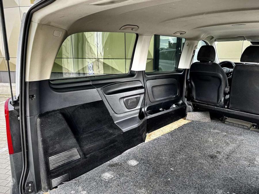 White Mercedes-Benz Vito 2017 in Klaipeda, with an engine capacity of 1.60 L and mileage of 156 thousand km for 11750 €, photo 27 on AUTOMOTO.COM.LV