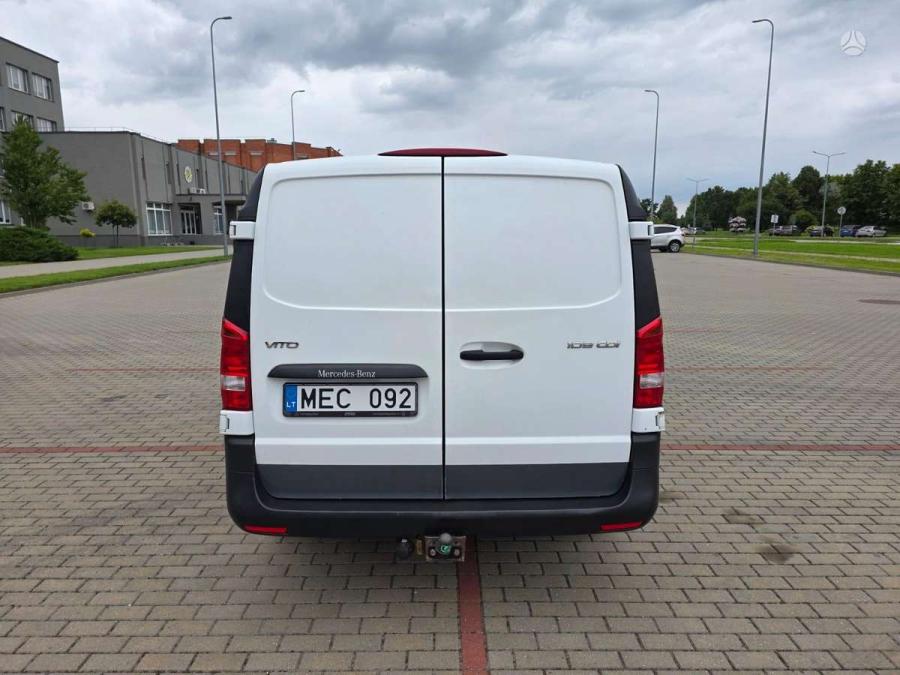 Balts Mercedes-Benz Vito 2018 Kauņa, ar dzinēja tilpumu 1.60 L un nobraukumu 346 tūkst. km par 6450 €, foto 6 vietnē AUTOMOTO.COM.LV