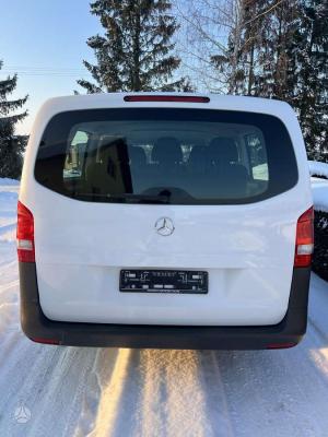 White Mercedes-Benz Vito 2019 in Kaunas, with an engine capacity of 2.14 L and mileage of 246 thousand km for 13950 €, photo 9 on AUTOMOTO.COM.LV