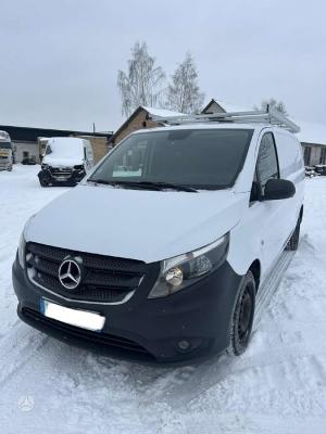 White Mercedes-Benz Vito 2019 in Kaunas, with an engine capacity of 2.20 L and mileage of 434 thousand km for 7900 €, photo  on AUTOMOTO.COM.LV