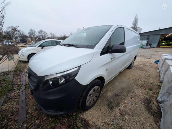 Balts Mercedes-Benz Vito 2019 Tauragė, ar dzinēja tilpumu 2.10 L un nobraukumu 240 tūkst. km par 7500 €, foto 1 vietnē AUTOMOTO.COM.LV