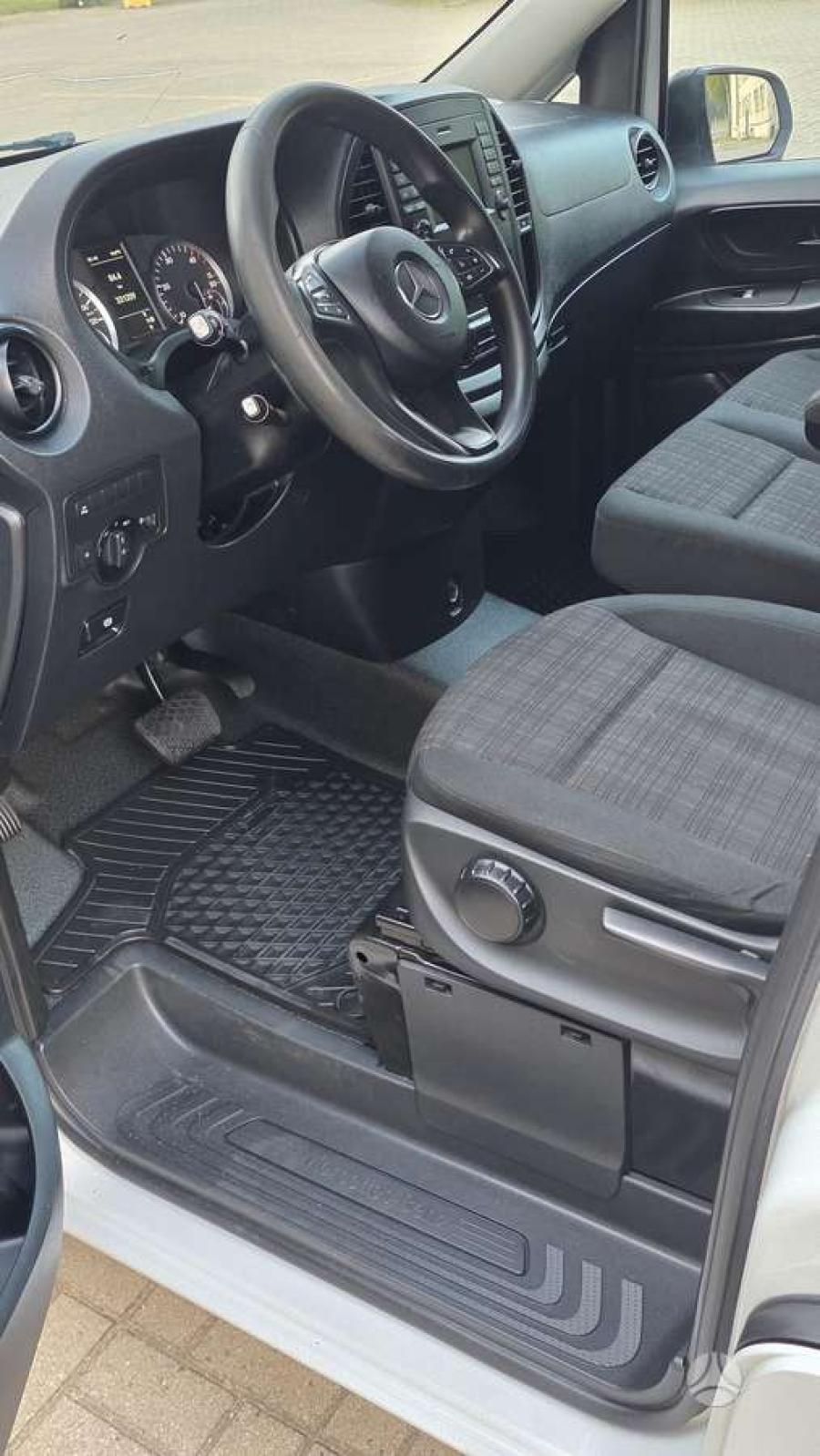 Balts Mercedes-Benz Vito 2019 Klaipėda, ar dzinēja tilpumu 2.20 L un nobraukumu 330 tūkst. km par 13690 €, foto 39 vietnē AUTOMOTO.COM.LV