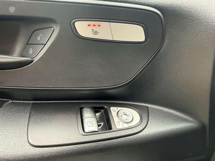 Balts Mercedes-Benz Vito 2019 Kauņa, ar dzinēja tilpumu 1.60 L un nobraukumu 126 tūkst. km par 8300 €, foto 17 vietnē AUTOMOTO.COM.LV