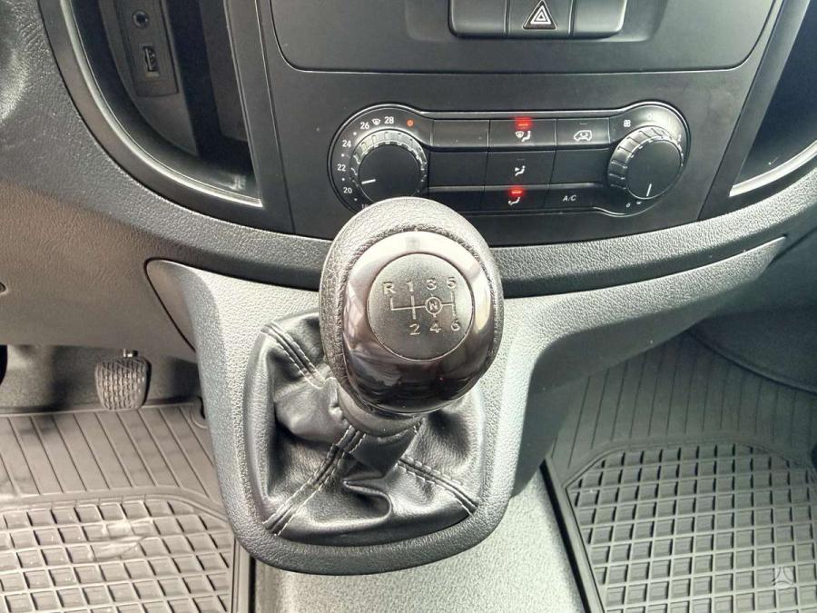 Balts Mercedes-Benz Vito 2019 Kauņa, ar dzinēja tilpumu 1.60 L un nobraukumu 126 tūkst. km par 8300 €, foto 25 vietnē AUTOMOTO.COM.LV