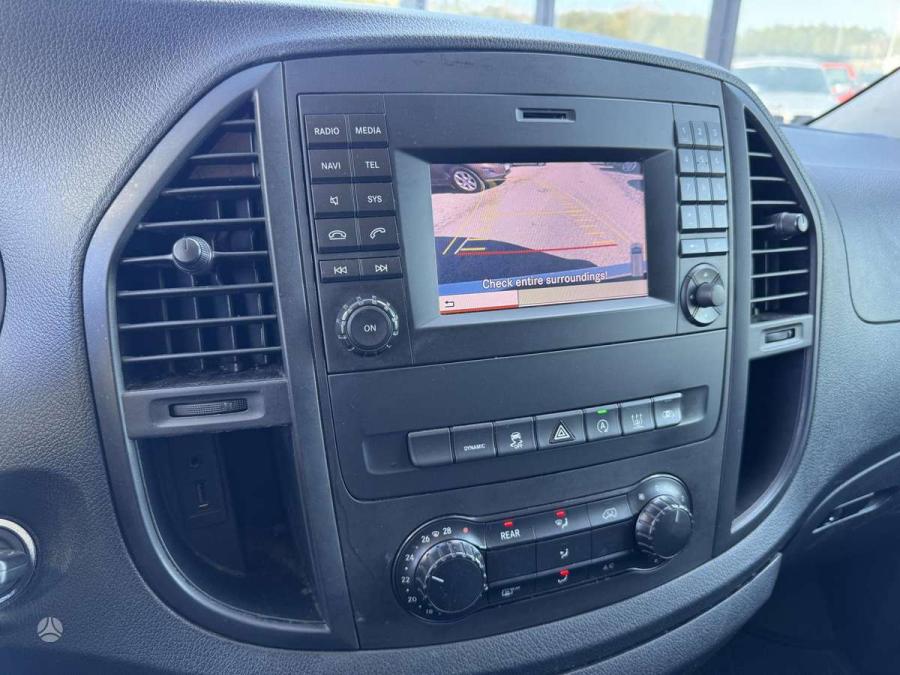 White Mercedes-Benz Vito 2020 in Vilnius, with an engine capacity of 2.00 L and mileage of 228 thousand km for 17650 €, photo 13 on AUTOMOTO.COM.LV