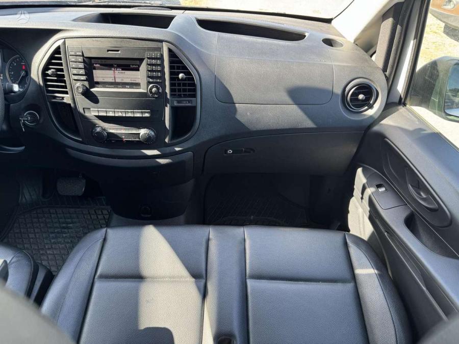 Balts Mercedes-Benz Vito 2020 Viļņa, ar dzinēja tilpumu 2.00 L un nobraukumu 228 tūkst. km par 16950 €, foto 12 vietnē AUTOMOTO.COM.LV