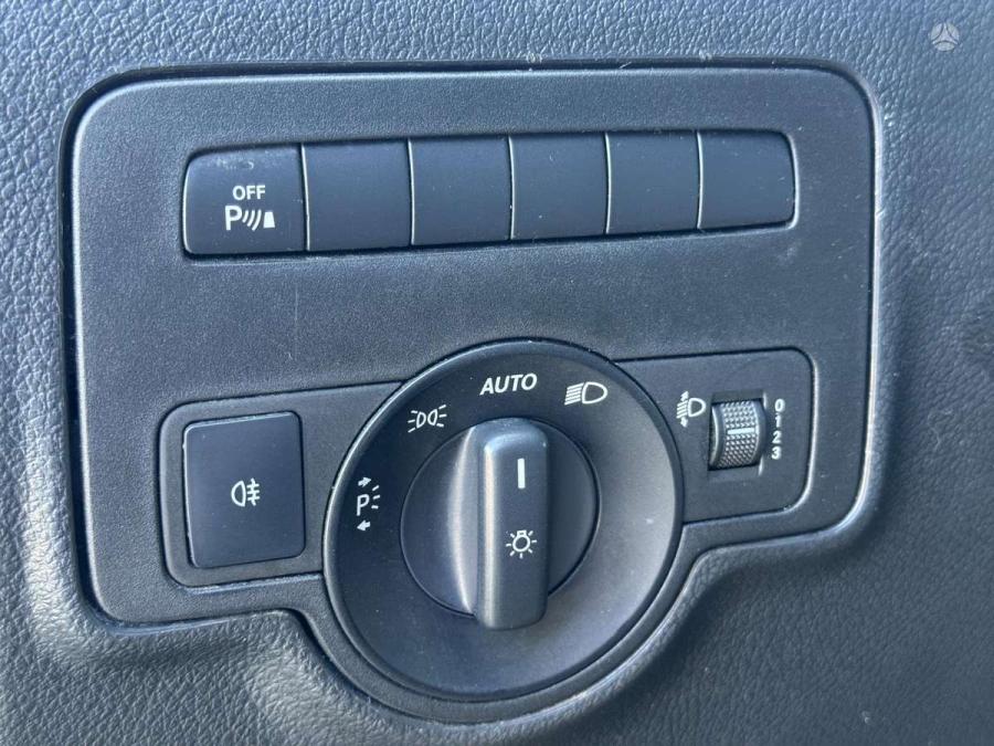 Balts Mercedes-Benz Vito 2020 Viļņa, ar dzinēja tilpumu 2.00 L un nobraukumu 228 tūkst. km par 16950 €, foto 14 vietnē AUTOMOTO.COM.LV