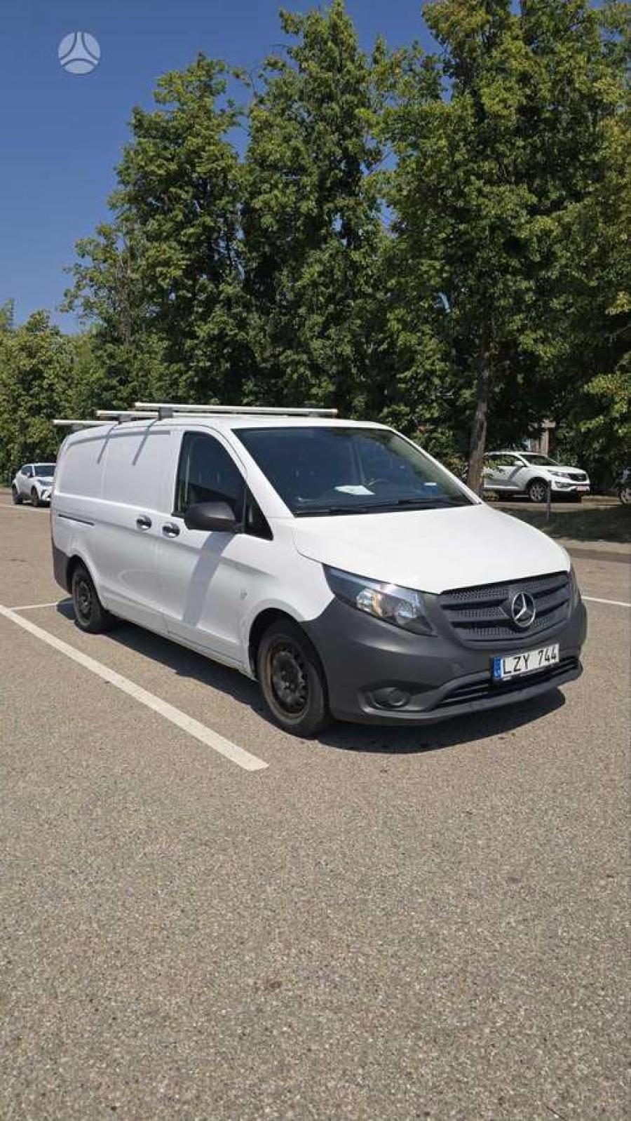 Balts Mercedes-Benz Vito 2021 Viļņa, ar dzinēja tilpumu 1.75 L un nobraukumu 141 tūkst. km par 18500 €, foto 1 vietnē AUTOMOTO.COM.LV